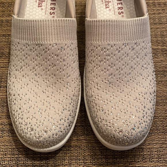 Skechers | Shoes | Skechers Martha Stewart Pierlite Reflection Wedge ...